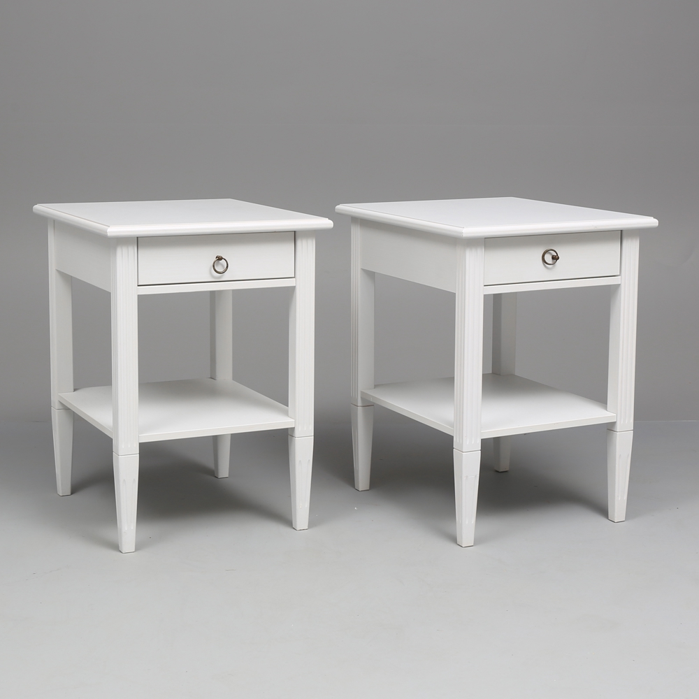 BED TABLE, Englesson, 2000s / SÄNGBORD,… | Auktion.se